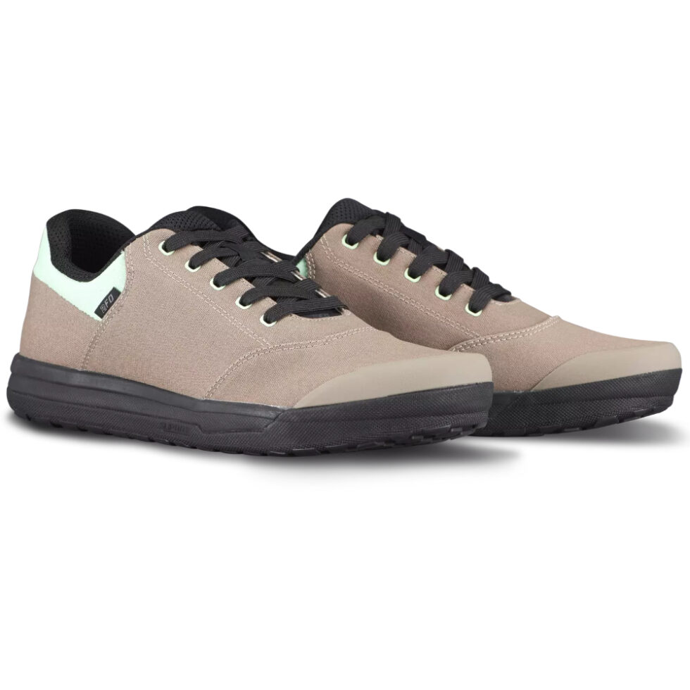 Specialized 2FO Roost Flat Canvas GR-100 Bikes